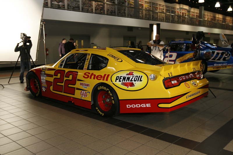 Behind-the-Scenes Look at the No. 22 Shell/Pennzoil Team ...