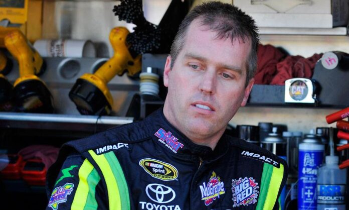 NOTES FROM THE NASCAR NATION: Jeremy Mayfield dodges a legal bullet ...