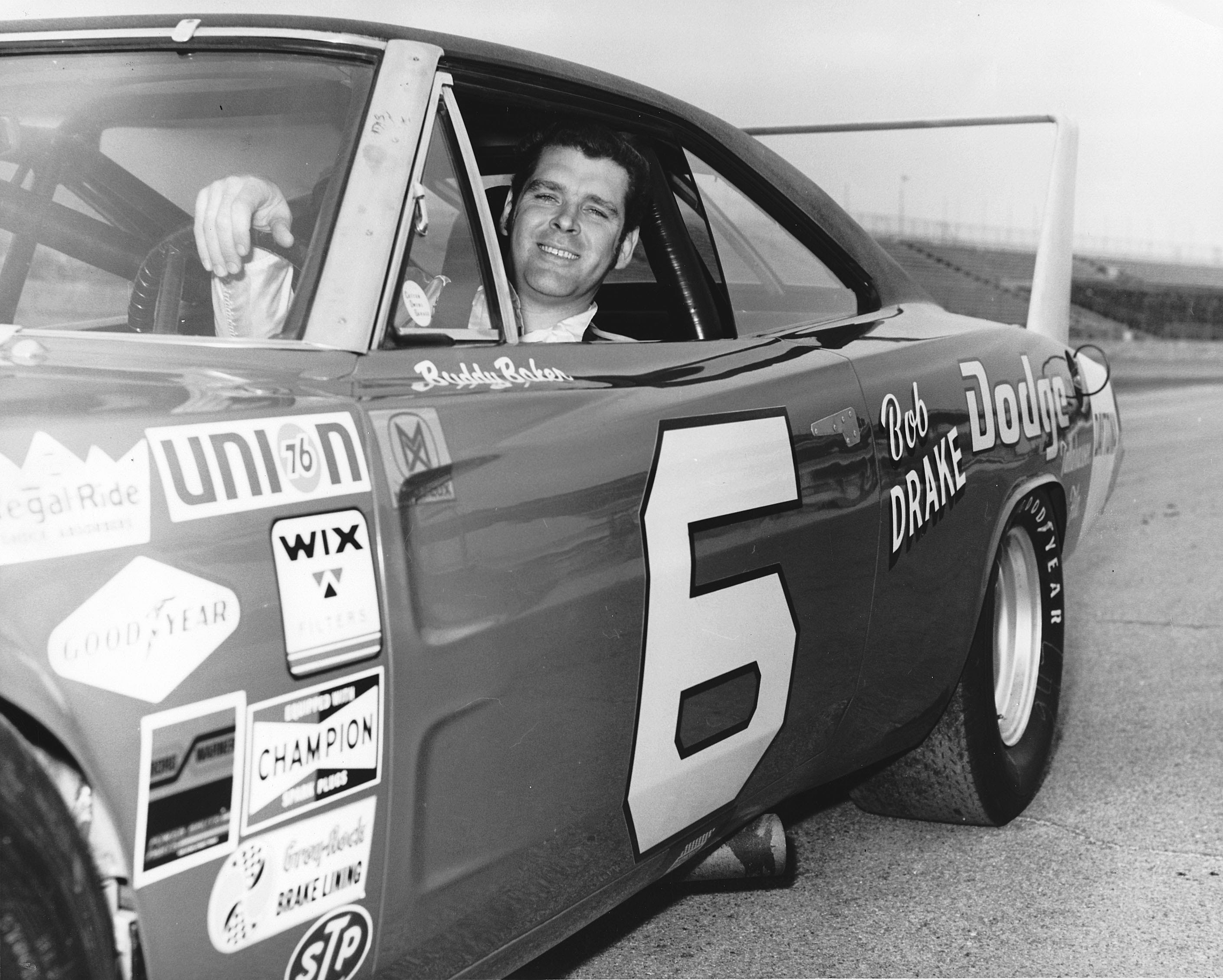 Giant Direction on a Giant Track – Buddy Baker’s Route to Wins at ...